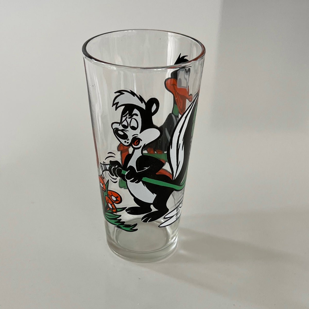 Vintage 1976 Pepe Le Pew and Daffy Duck Looney Tunes Drinking Glass ...