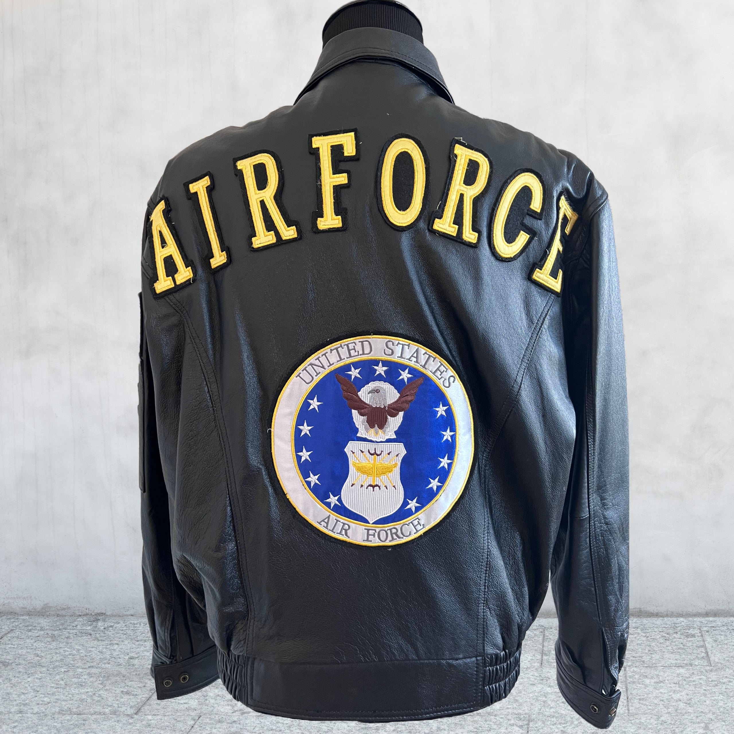 Vintage Leather USA 'United States Air Force' Jacket. XL – Vintage VTG