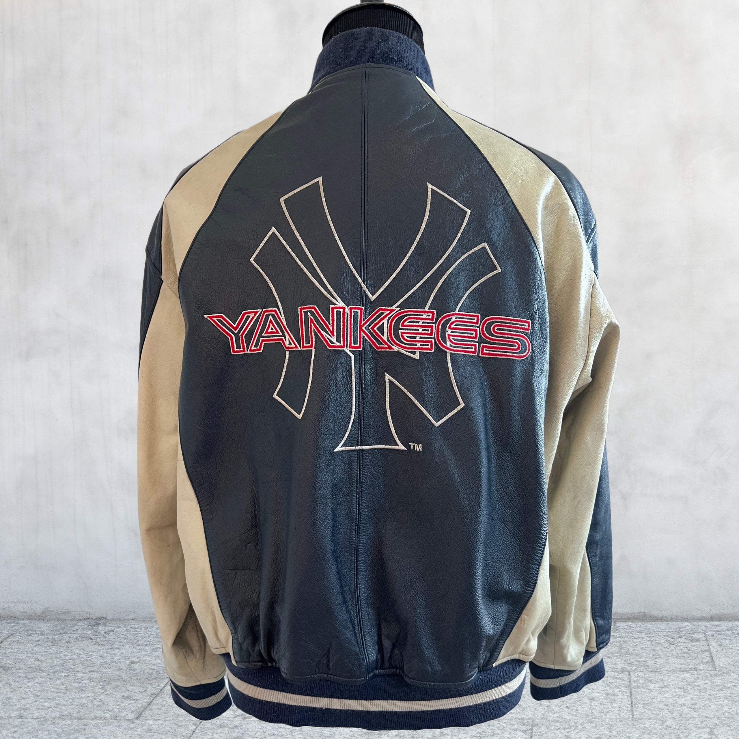 Vintage NY Yankees Leather Bomber Jacket. Large – Vintage VTG